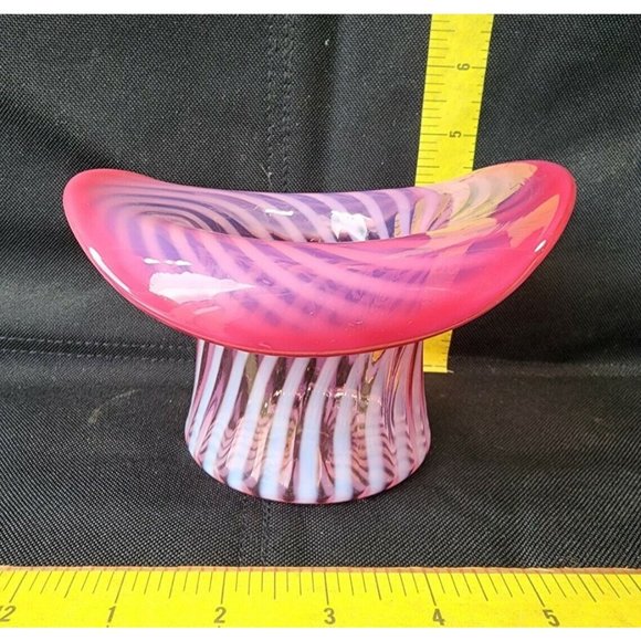 Fenton Accents Fenton Art Glass Cranberry Opalescent Optic Swirl Top Hat Vase Flawless Shape